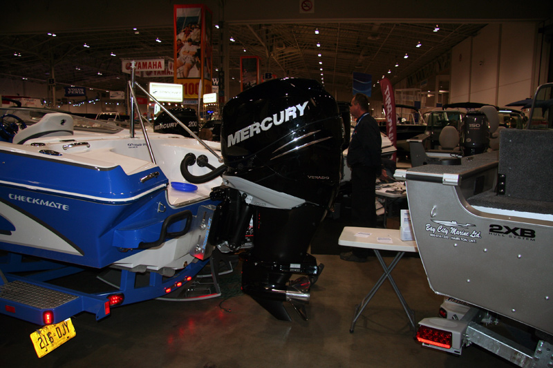 Checkmate Pulsare 2400 at 2011 TIBS | Endless Boating Forums